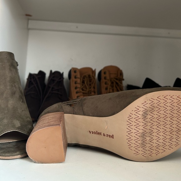 violet and red | Shoes | Opened Toe Army Green Heels | Poshmark